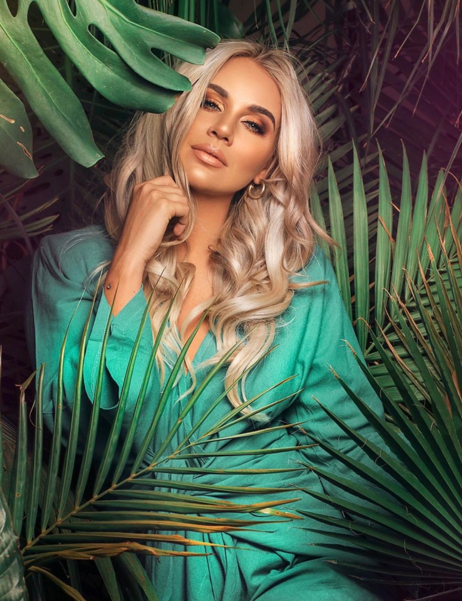 Demi Lee Moore – Jy ken my naam – Dr. Christa van Staden